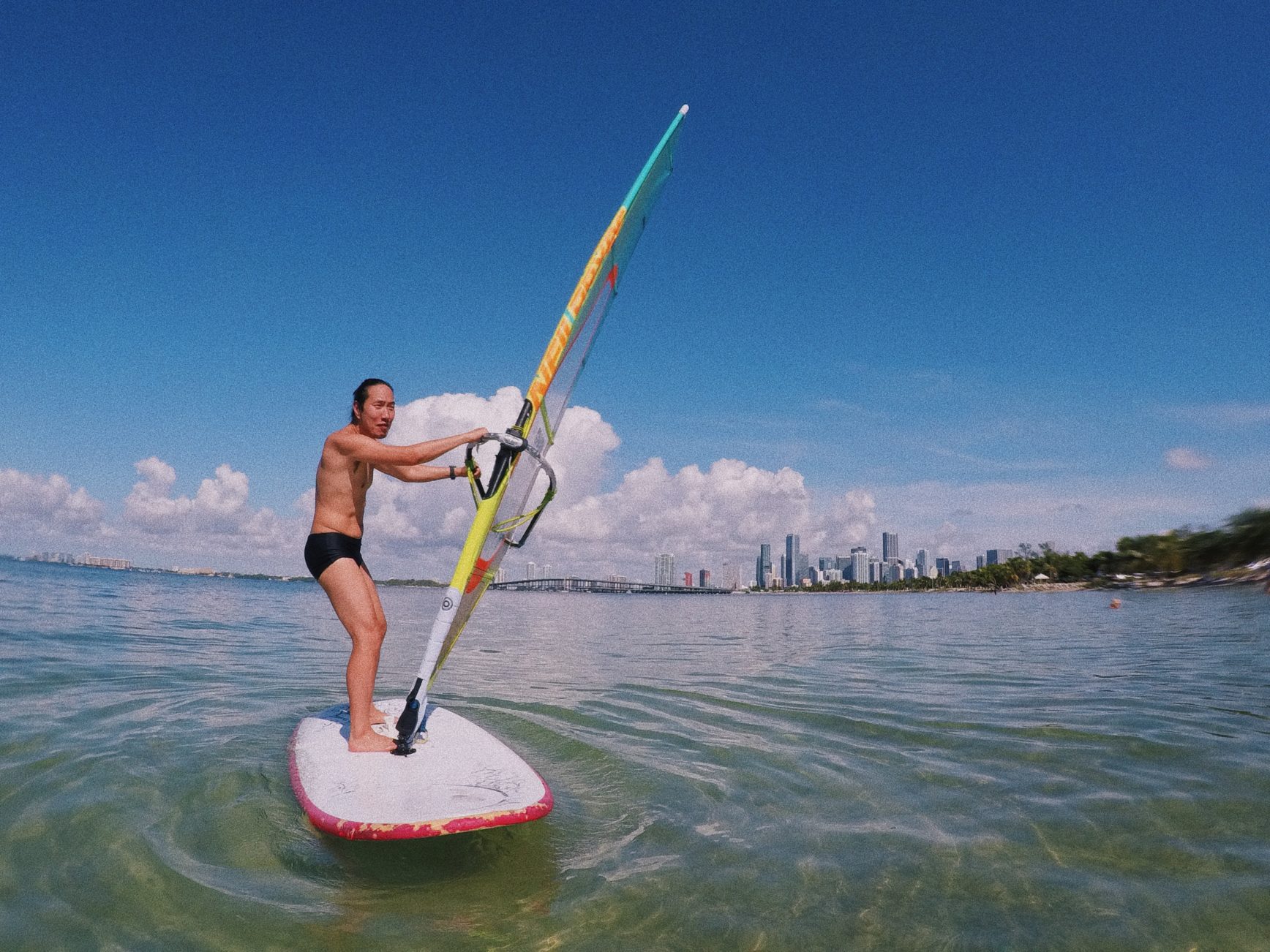 Aula de windsurf em Miami – 조주노
